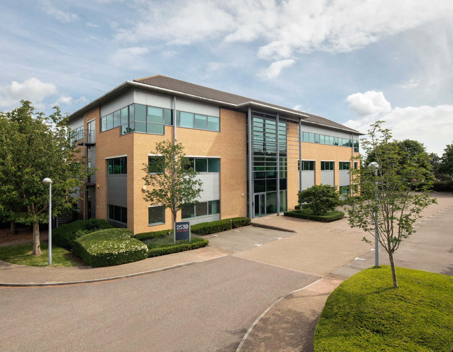 KDM Group Expands UK Presence with New Office in Bristol | Fit Out ...